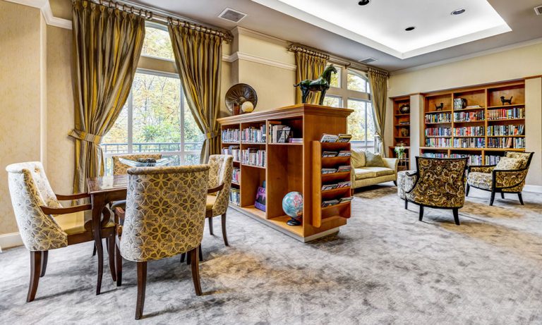 Careers at Miramont Pointe | Senior Living Community | Clackamas, OR